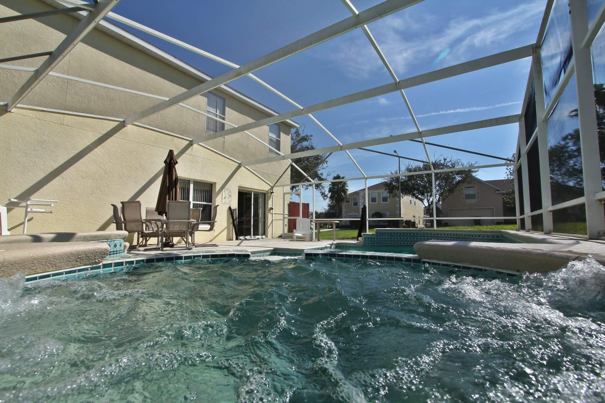 How to Shade a Pool - Gardening Tips, Advice and Inspiration