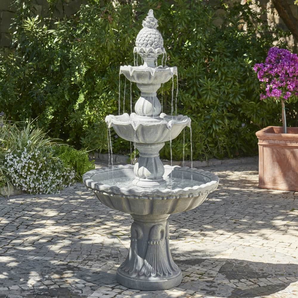 How to Keep Your Water Feature Clean - Expert Tips | Primrose