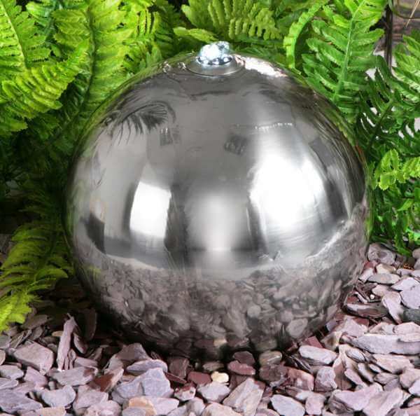 15 Best Solar Water Features for Your Garden | Primrose UK